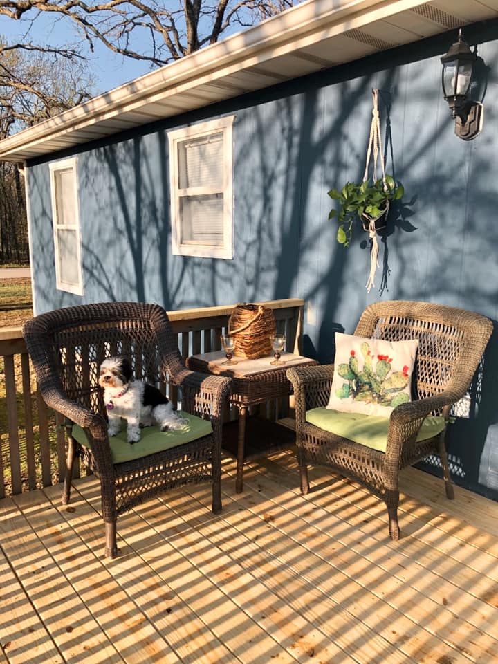 Spring Porch Styling Tips - Sweet Southern Oaks